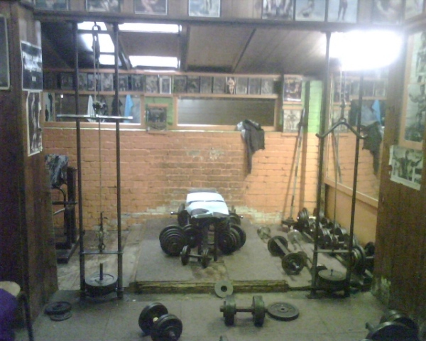 A TRIBUTE TO WAG BENNETT WHO RAN PROBABLY THE MOST FAMOUS GYM IN ENGAND ...